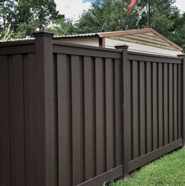 Trex Fencing | Davis Fence | Wilmington, NC | Shadowbox Fence Company